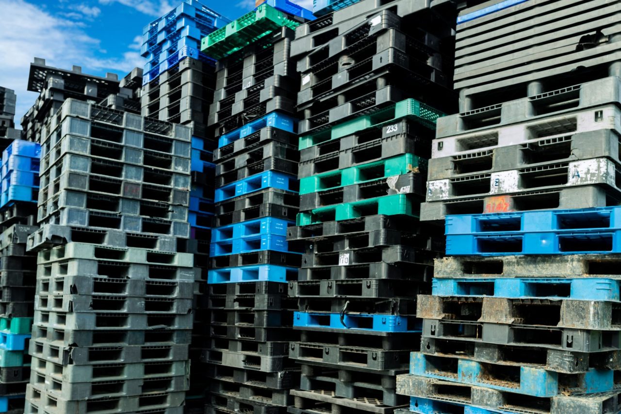 Palets de plástico: una solución sostenible e higiénica para las industrias