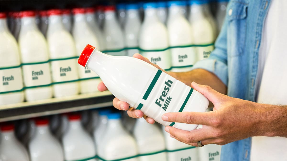 ¿Por qué ha aumentado el desperdicio de leche? - The Food Tech
